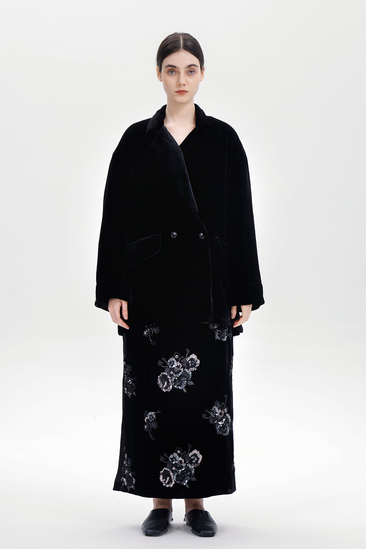Nyx Fleece Lined Velvet Coat – ROSELABEL